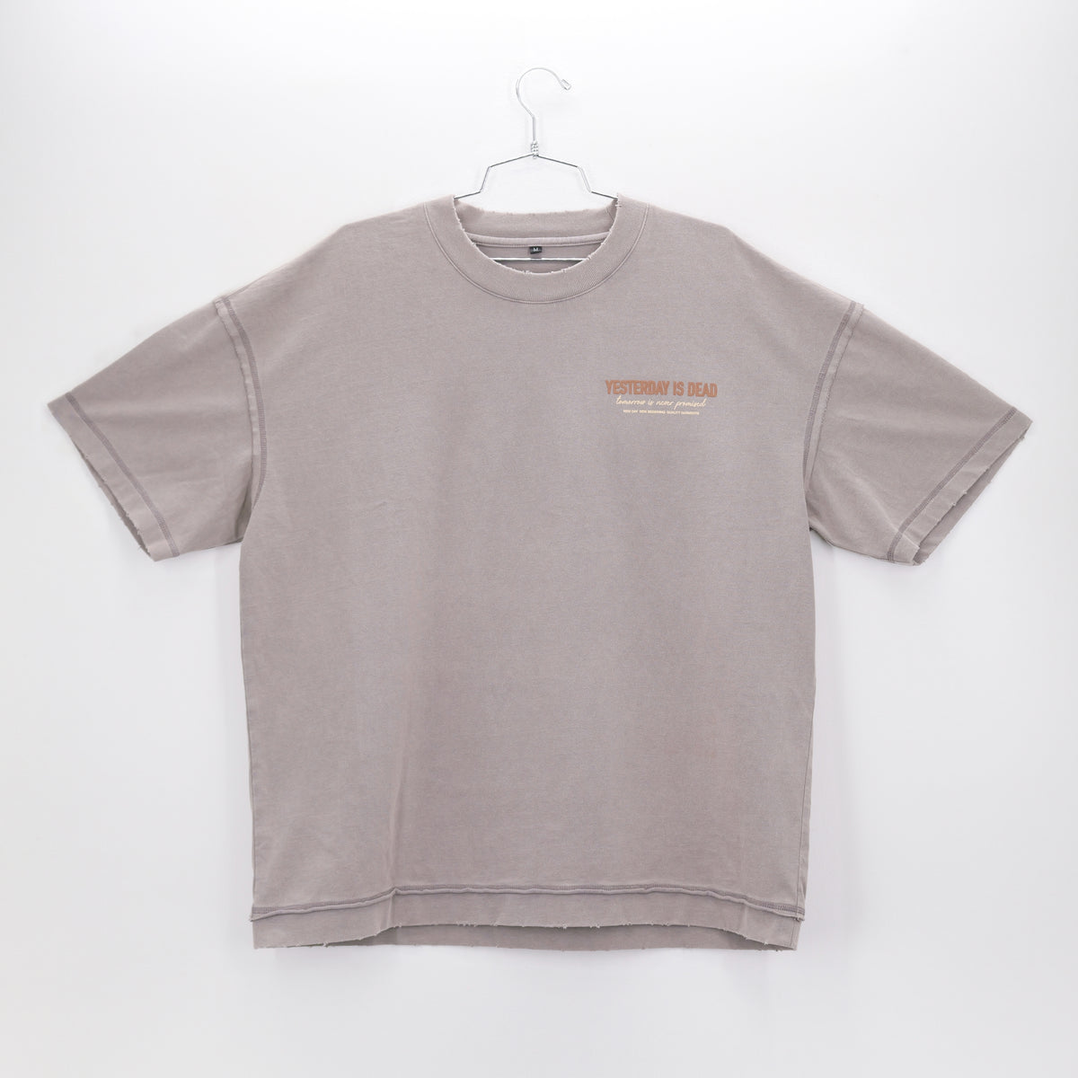 MADE WITH CARE VINTAGE TEE PEBBLE | Yesterday is Dead